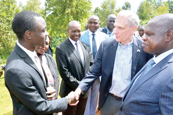 Gov James Ongwae Suspends Sports Minister Duke Mainga - Kenyans.co.ke