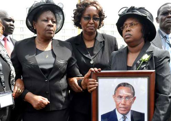 George Saitoti’s Widow Faces Lawsuit for Blocking Road - Kenyans.co.ke