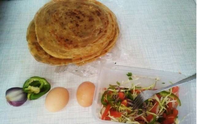 Chapati: How to Cook Chapati & Chapati Mayai (Rolex) - Kenyans.co.ke