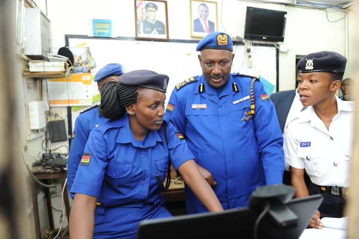 Details of Police IG's Historic Midnight Visit to City Police Station ...