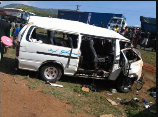 7 Killed in Nairobi-Mombasa Road Crash [PHOTOS] - Kenyans.co.ke