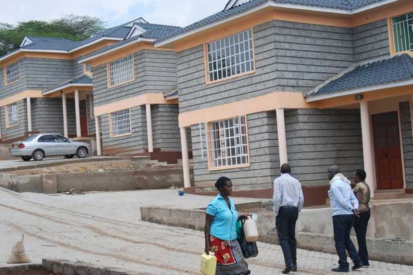 4 Types of Neighbours Every Kenyan Has - Kenyans.co.ke