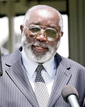 Kenyan Billionaire John Harun Mwau Once Served As a Police Sharp ...