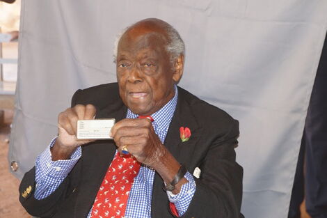 Family Reveals Charles Njonjo's Last Moments - Kenyans.co.ke