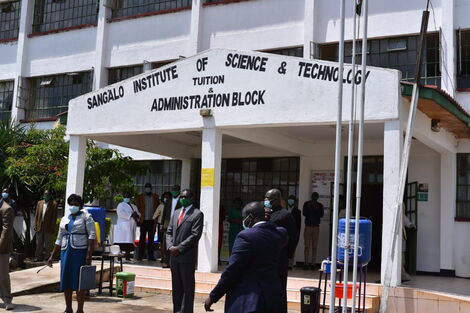 Story Behind Viral Video of Student Strangled by Watchmen - Kenyans.co.ke