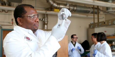 Kenyan Professor Feted for Ingenious Invention - Kenyans.co.ke