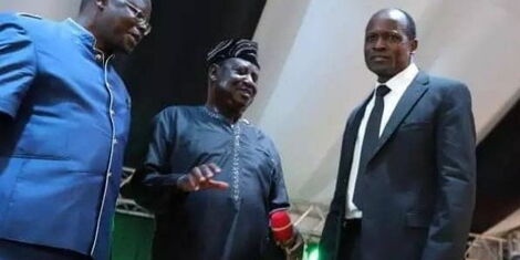 Raila Rebukes Gov Obado to His Face During Funeral - Kenyans.co.ke